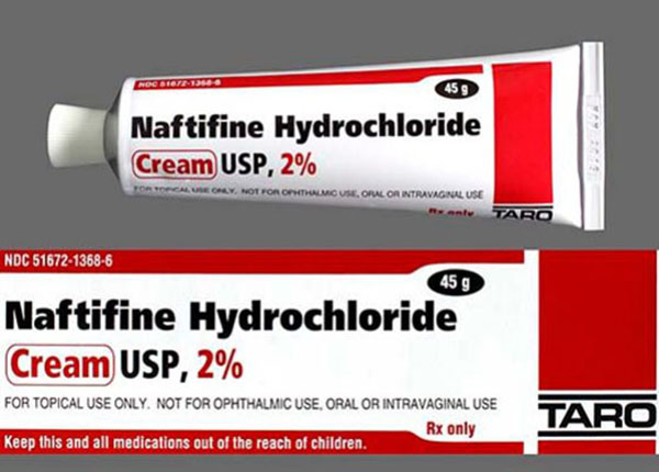 Dược sĩ hướng dẫn sử dụng thuốc kháng nấm Naftifine